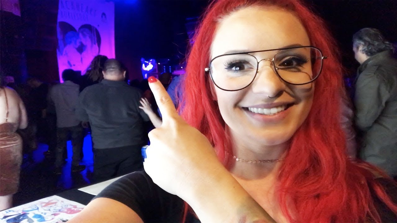 BOWLING in Detroit! BHB Tour Vlogs with Torie Suicide - YouTube