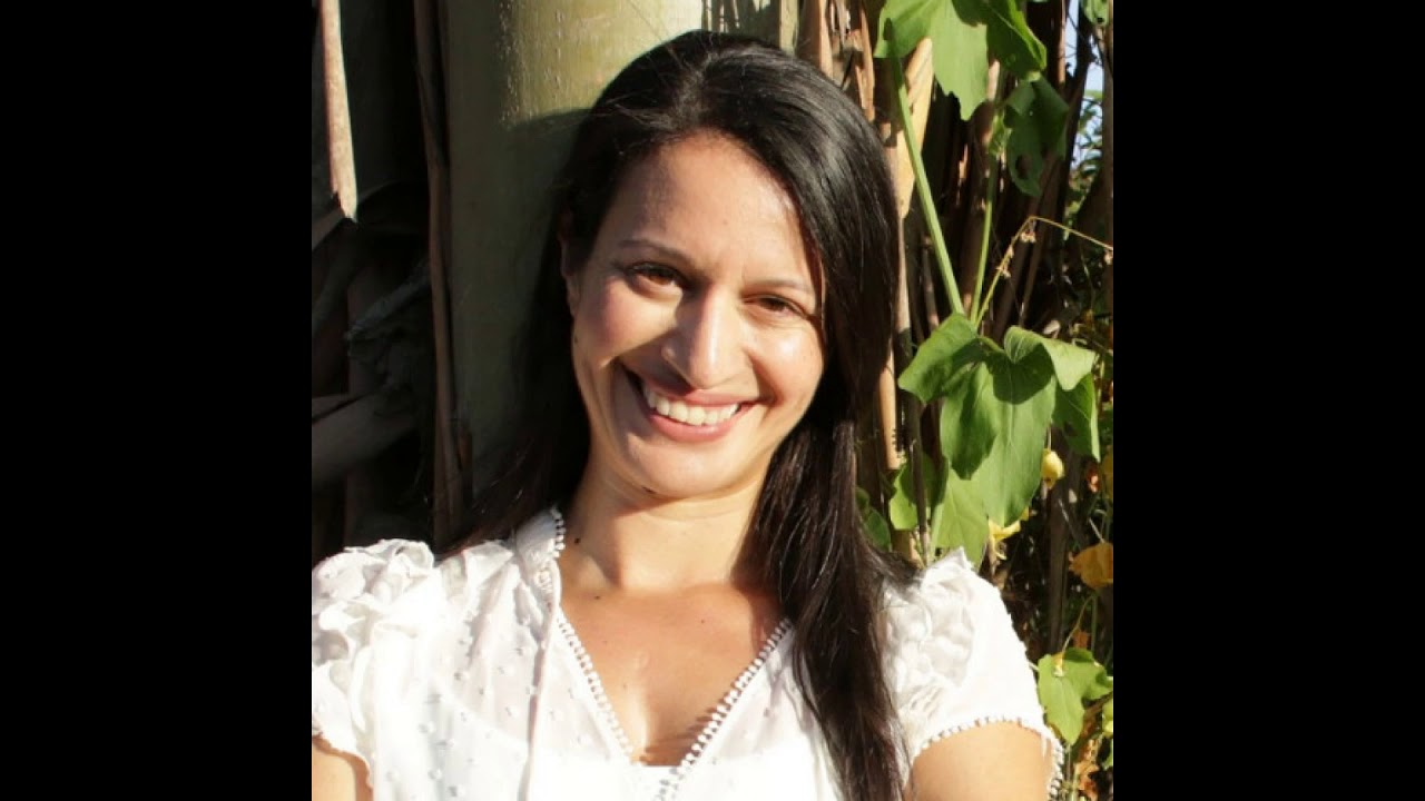 Jessica Guzik: Focus on What's Possible - YouTube