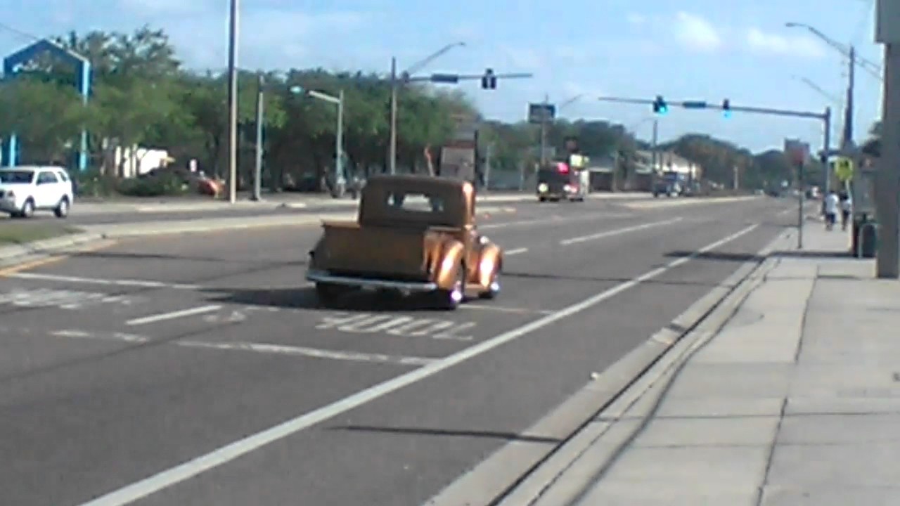 NEW**** JFRD Engine 9 Responding - YouTube