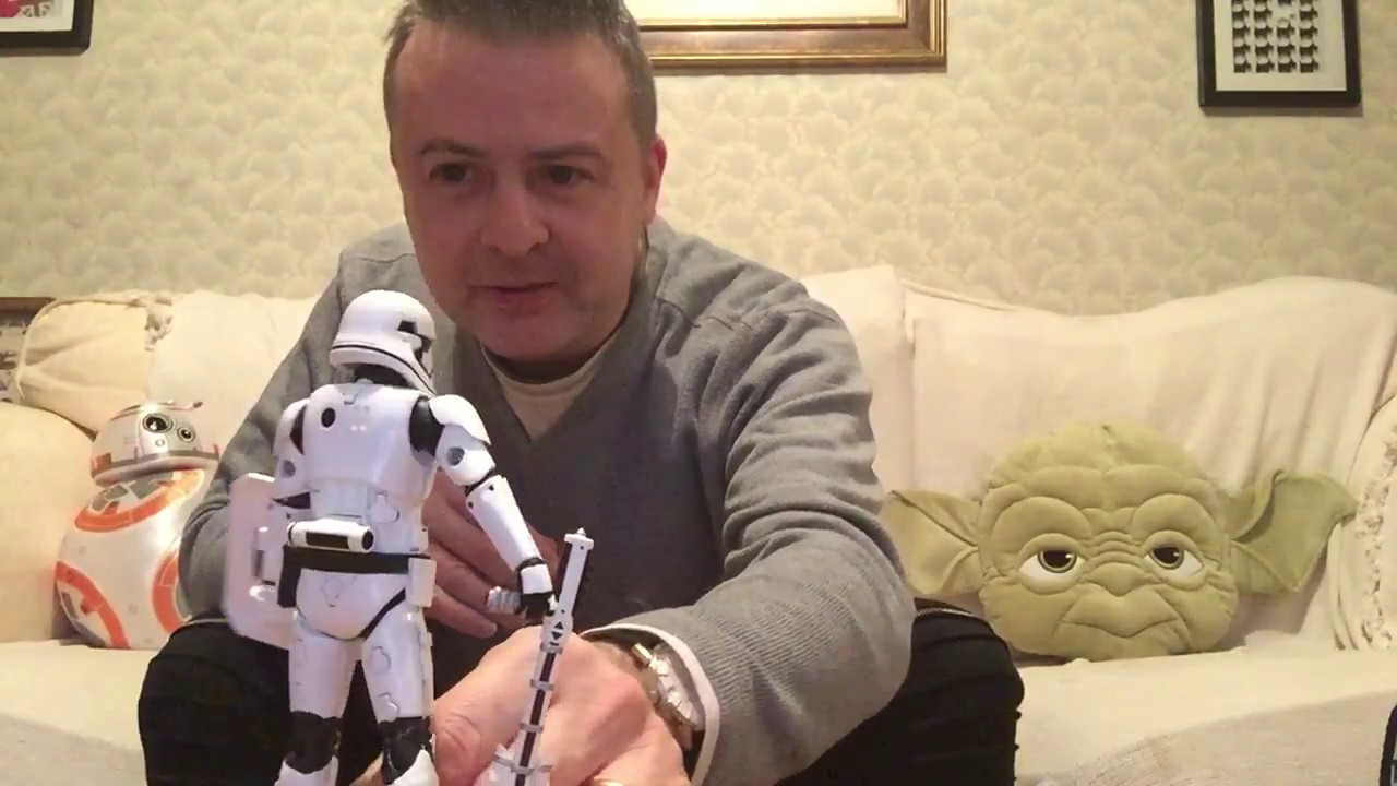 First Order Riot Control Trooper: The Elite Series - unboxing and ...