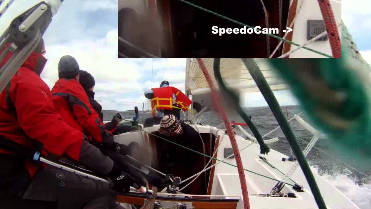 11 knots in a Kirby 25 - YouTube