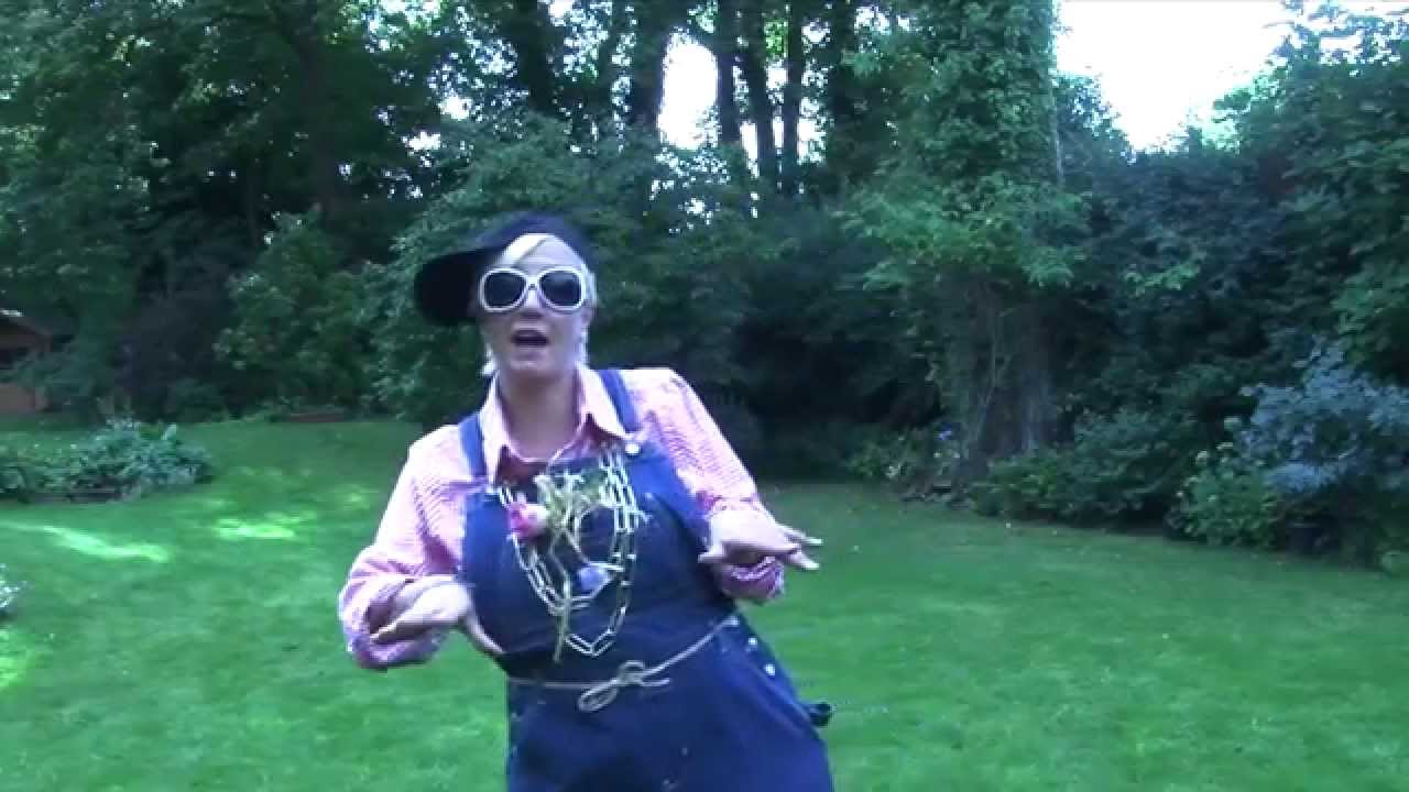 Grow Hoe - "My Lady Garden" - YouTube