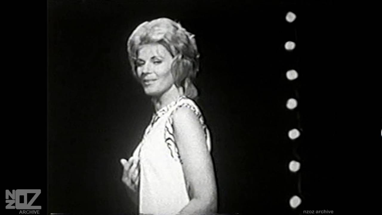 Liv Maessen - Hurry On Down (1971) - YouTube