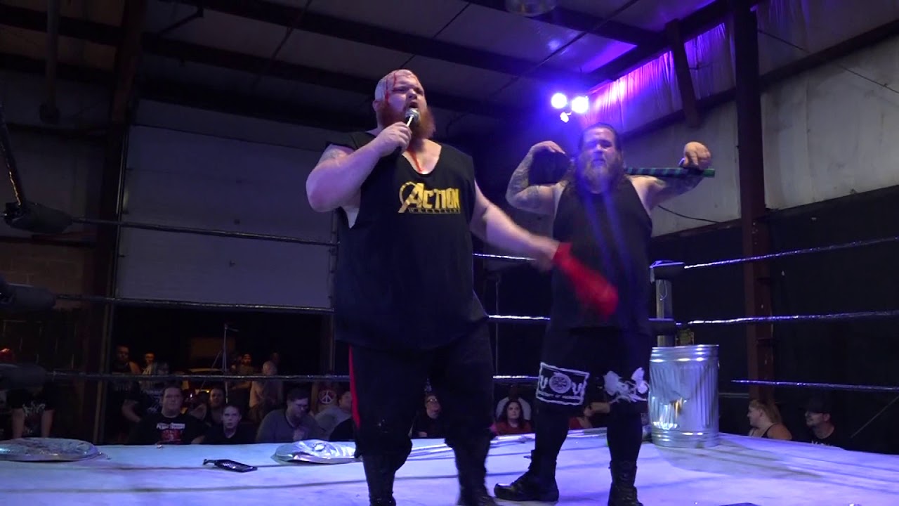 Bam Sullivan vs Matt Tremont "House of Horrors" | Halloween Night ...