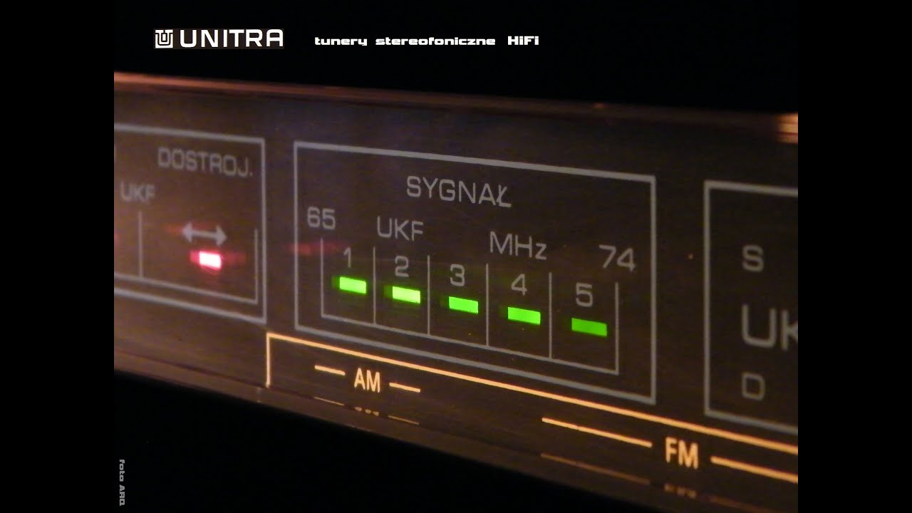 UNITRA DIORA - tuner stereofoniczny AS 642 - YouTube