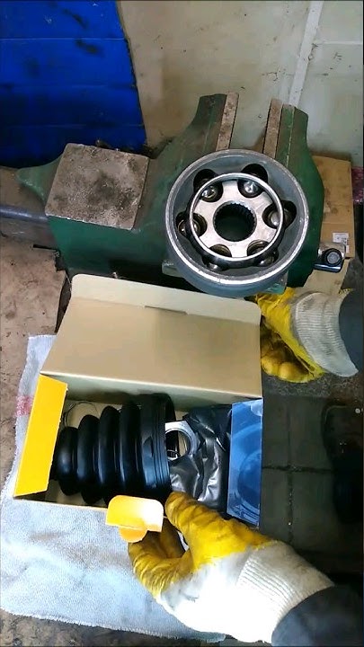 БЕЗУКОРИЗНЕННЫЙ процесс замены пыльника ШРУСа 💯🛠️🔥 FLAWLESS process of ...