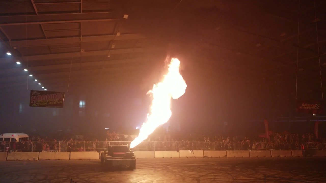 BURNOUTS and FIRE!!! 2019 Starbird car show in Tulsa. #burnout #fire # ...