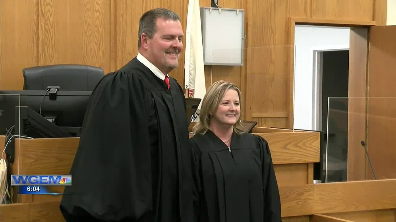 Judge Amy Lannerd sworn into Fourth District Appellate Court - YouTube