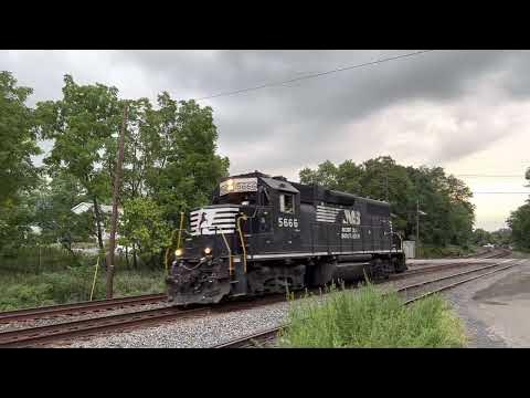 CR MA01 rolls on through Piscataway,NJ with NS 5666 GP38-2 leading with a Perfect Shave & a ...