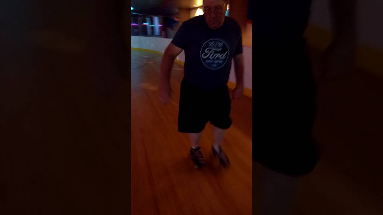 Fat man skating 2 - YouTube
