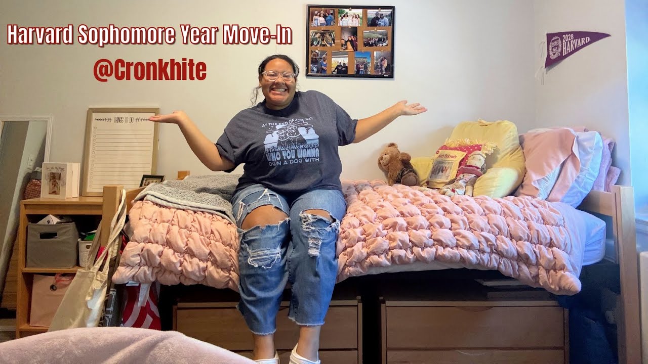 Harvard Sophomore Year Move-In *Cronkhite Dorm* - YouTube