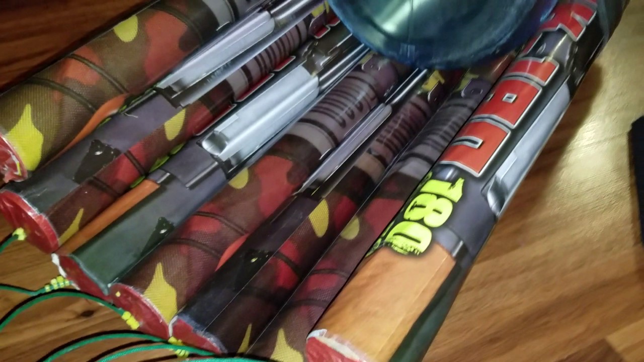 1,440 Shot (8)Roman Candle Machine Gun Review... - YouTube