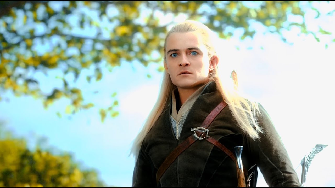 The Hobbit Desolation of Smaug Barrel Escape Scene, But Legolas Misses ...