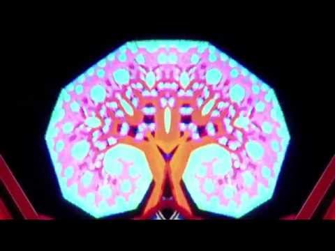 Fractals: video feedback loop with mirror effect - YouTube