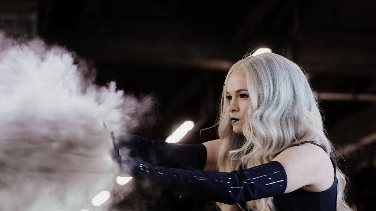 the flash 7x02 - killer frost vs mirror monarch - YouTube