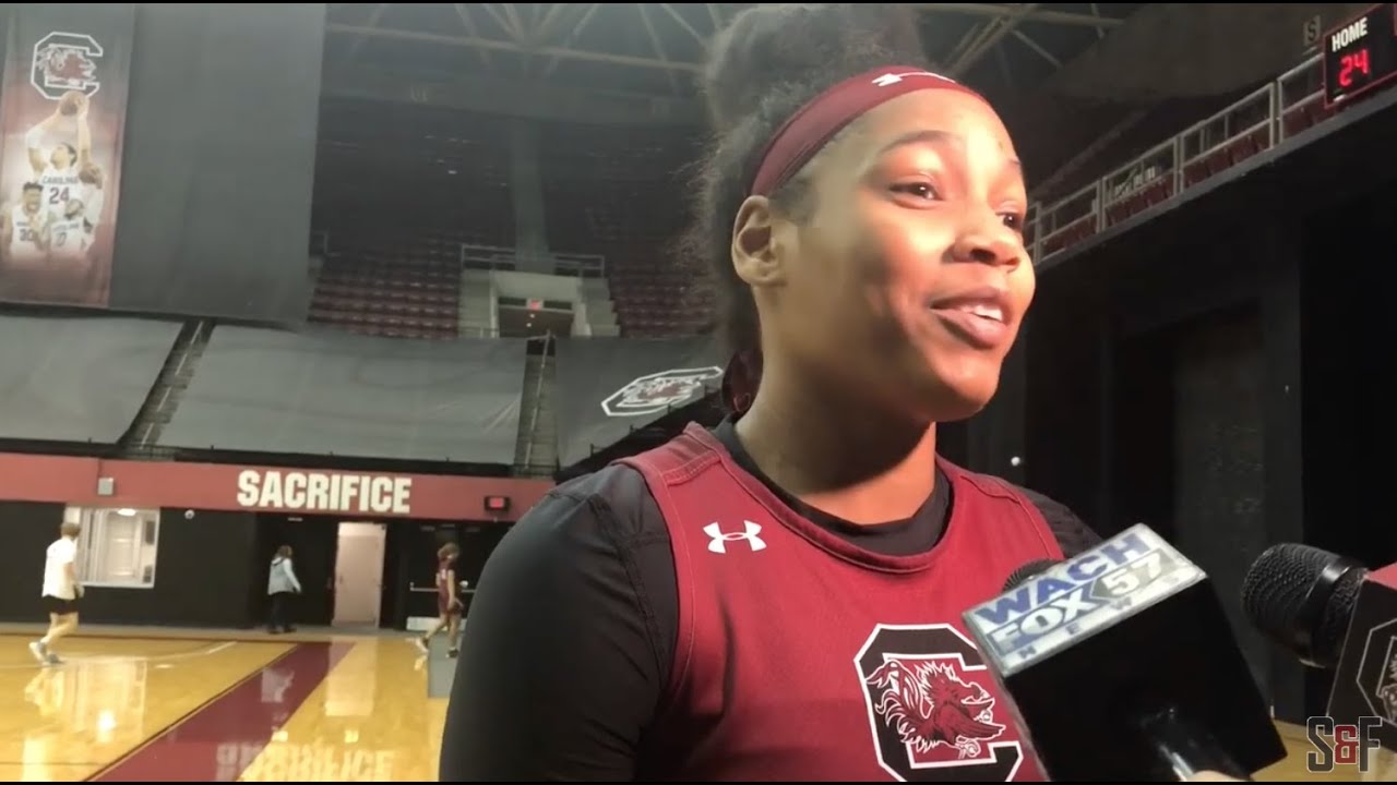 Dawn Staley gives Aliyah Boston impressions; Zia Cooke talks about ...