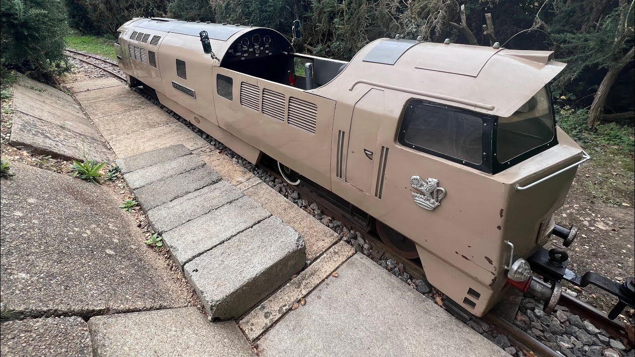 Royal Victoria Railway, Southampton - Full Lap of Track - YouTube