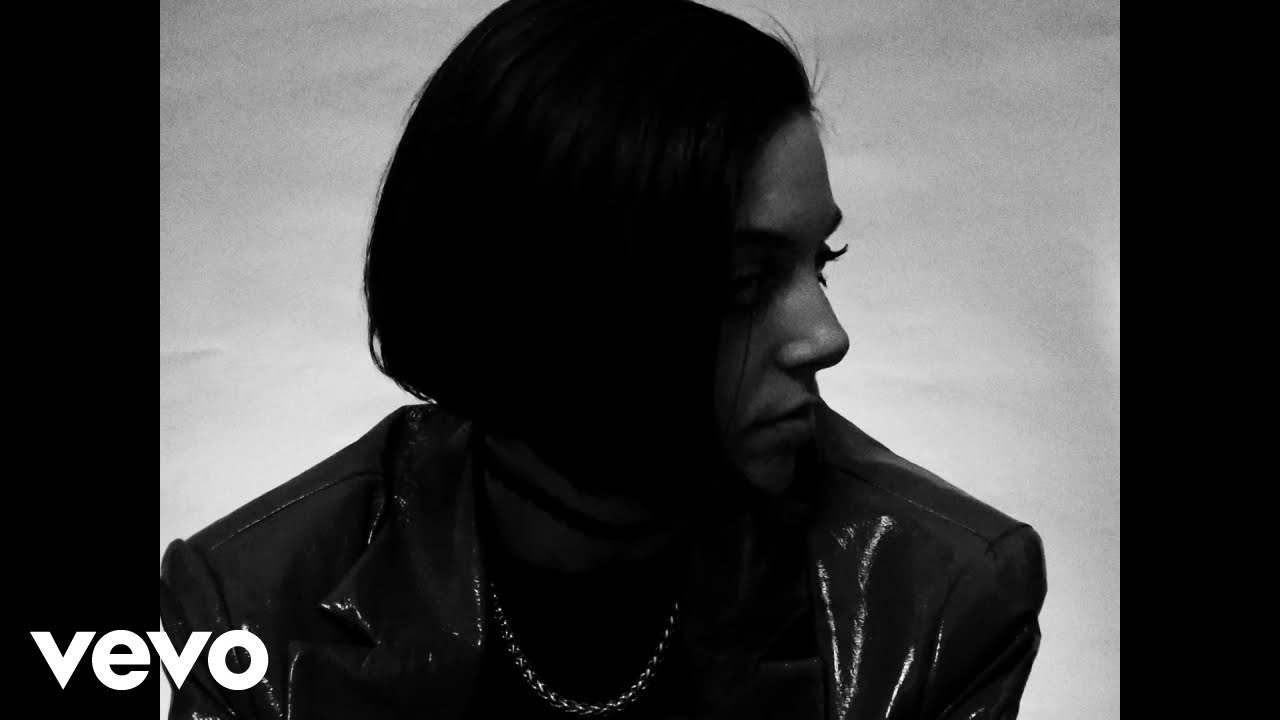 Inge Lamboo - I Still Try (Official Video) - YouTube