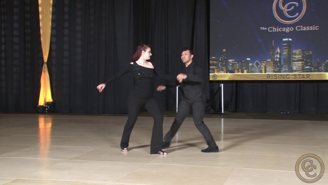 Chicago Classic 2018 Rising Star Reginald Beason & Rebecca Savoca - YouTube