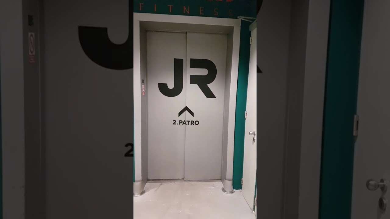 John reed fitness Prague. Best gym in the world - YouTube