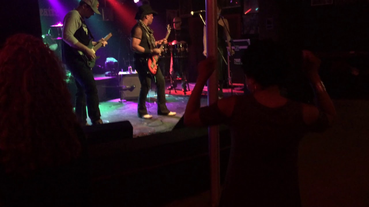 THUNDERBUCK RAM Live at Maidstone theathre - YouTube