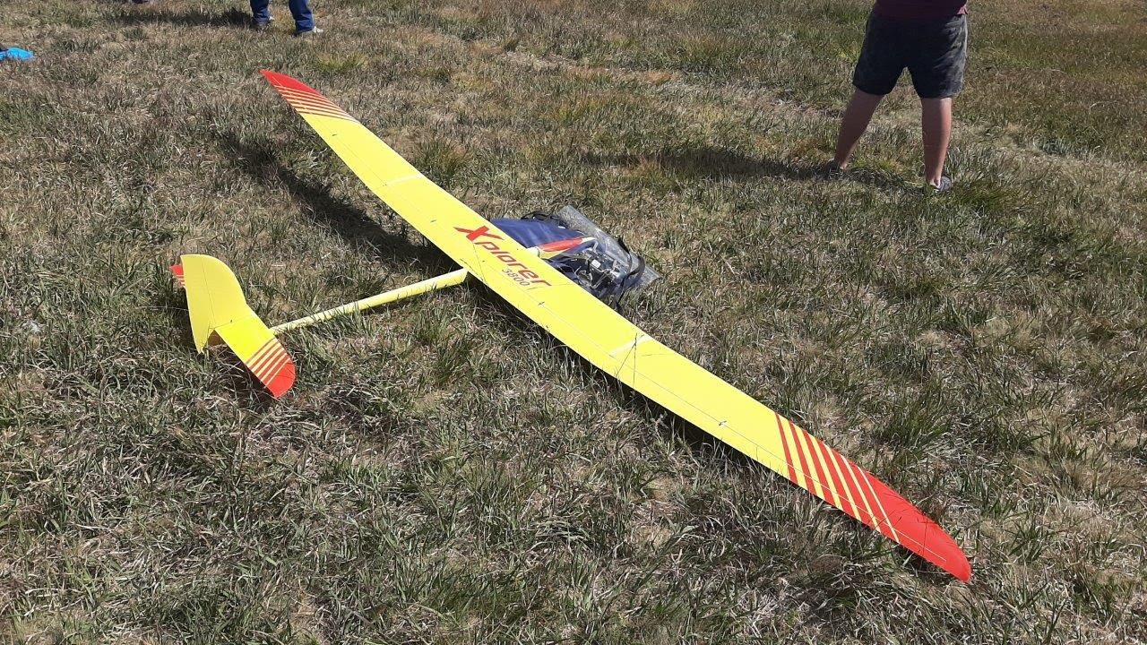 Vol de pente planeurs RC Mini-Ellipse et XPlorer au Menez Hom pente sud ...