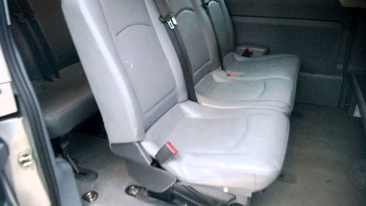 Mercedes-Benz Vito Bus 2008 - YouTube