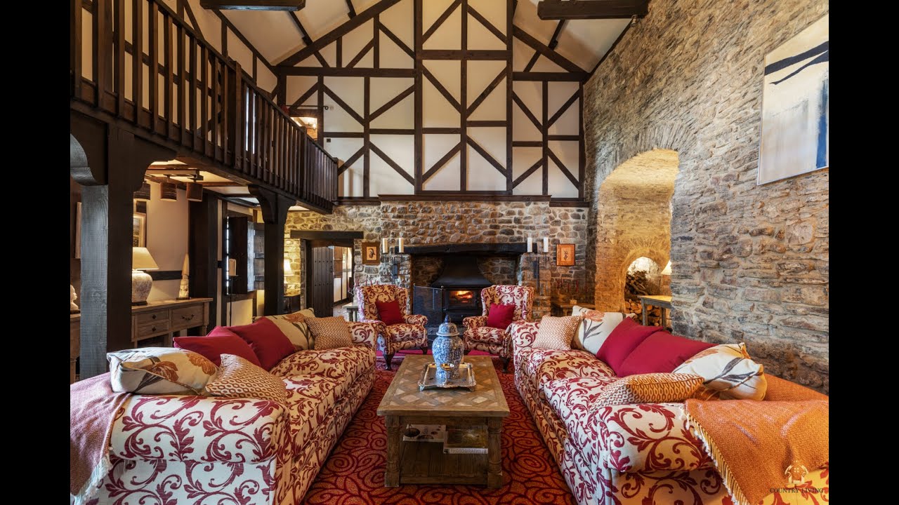 Absolutely unique fourteenth century manor house - YouTube