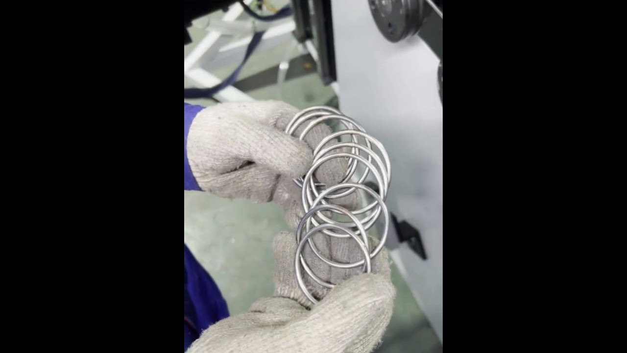 Automatic Wire Ring Making And Butt Welding Machine factory - YouTube