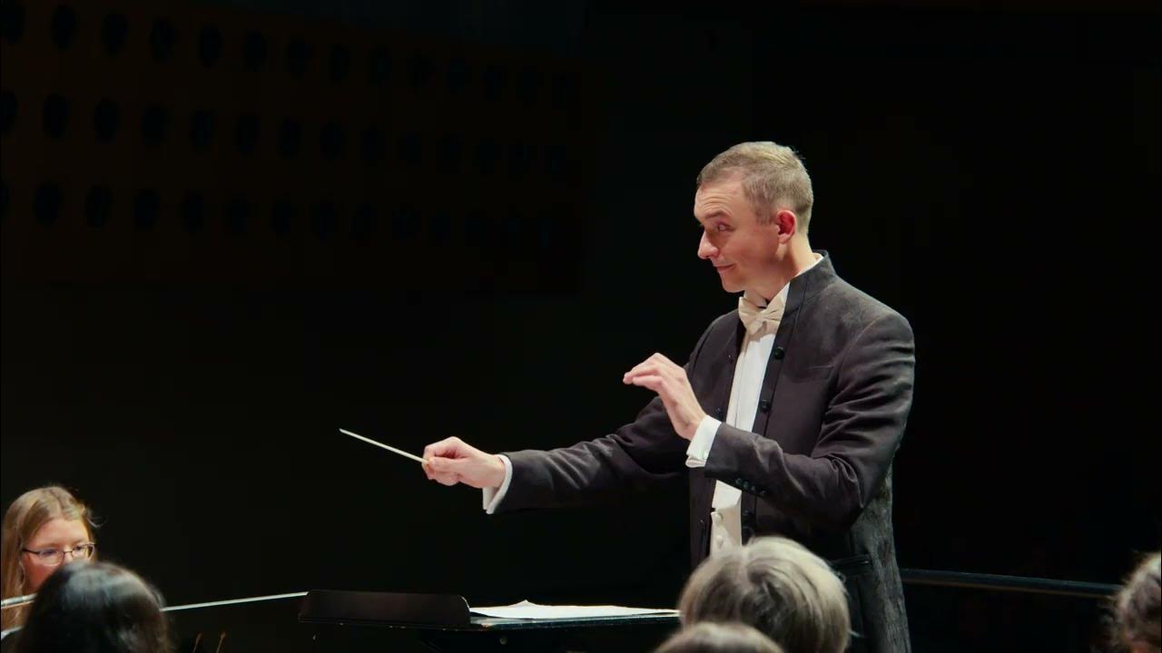 Lux Aurumque - Eric Whitacre - YouTube