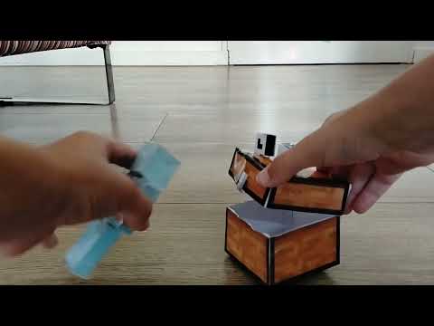 Craftee gets eaten by chester minecraft DIY papercraft