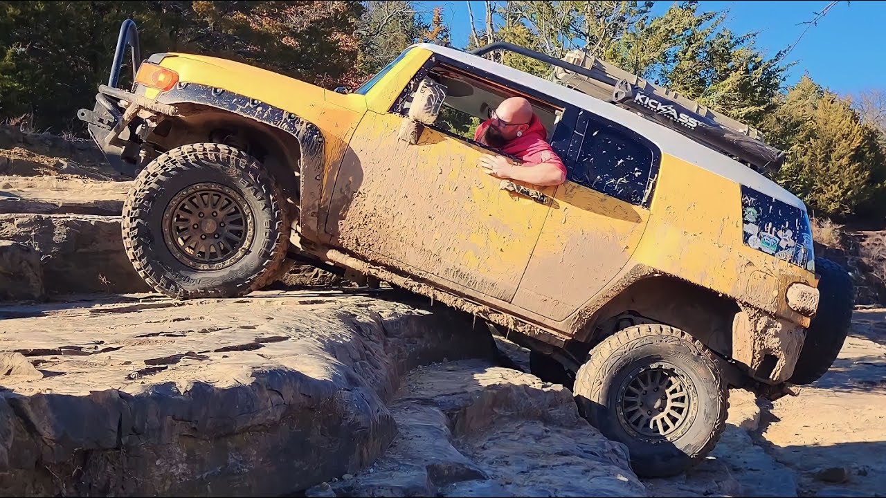 Toyota fj cruiser at gruber orv park - YouTube