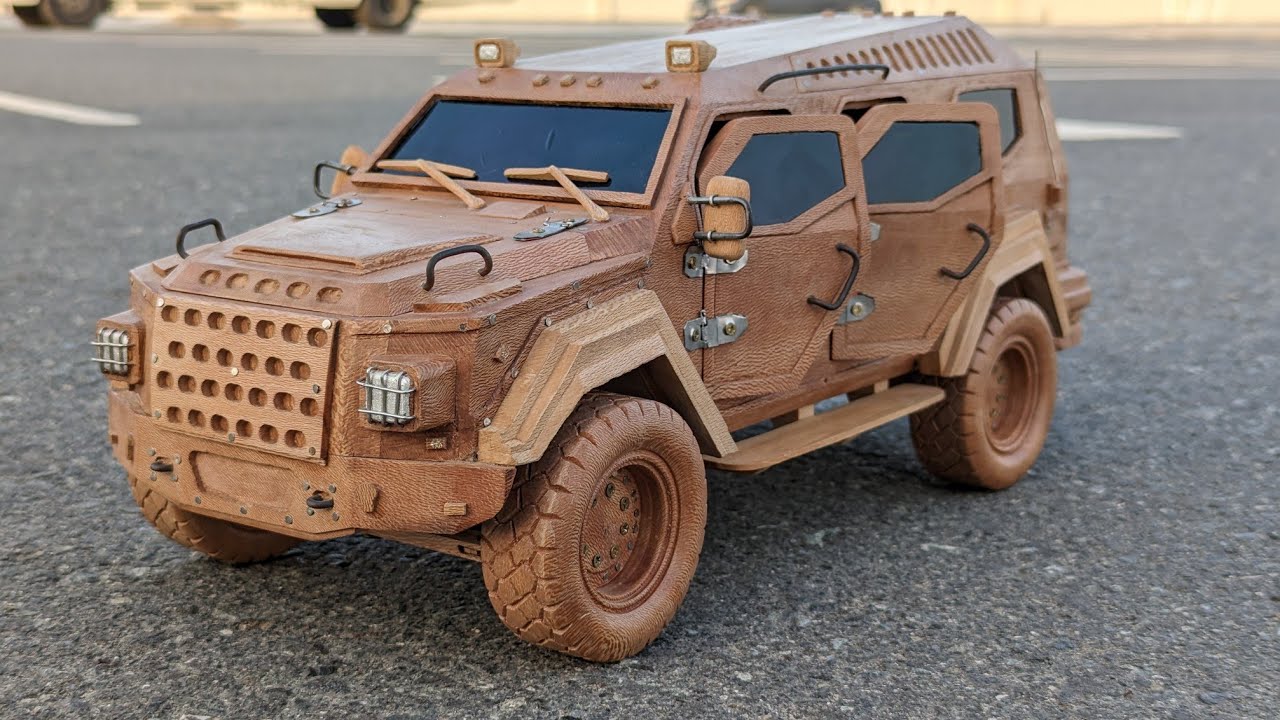 Wood Carving - Armored Truck Out of Wood (Knight XV) - Awesome ...