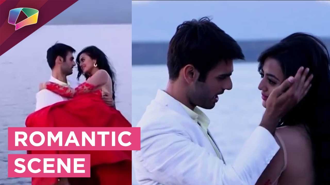 Helly Shah and Varun Kapoor shooting for kissing scene - YouTube