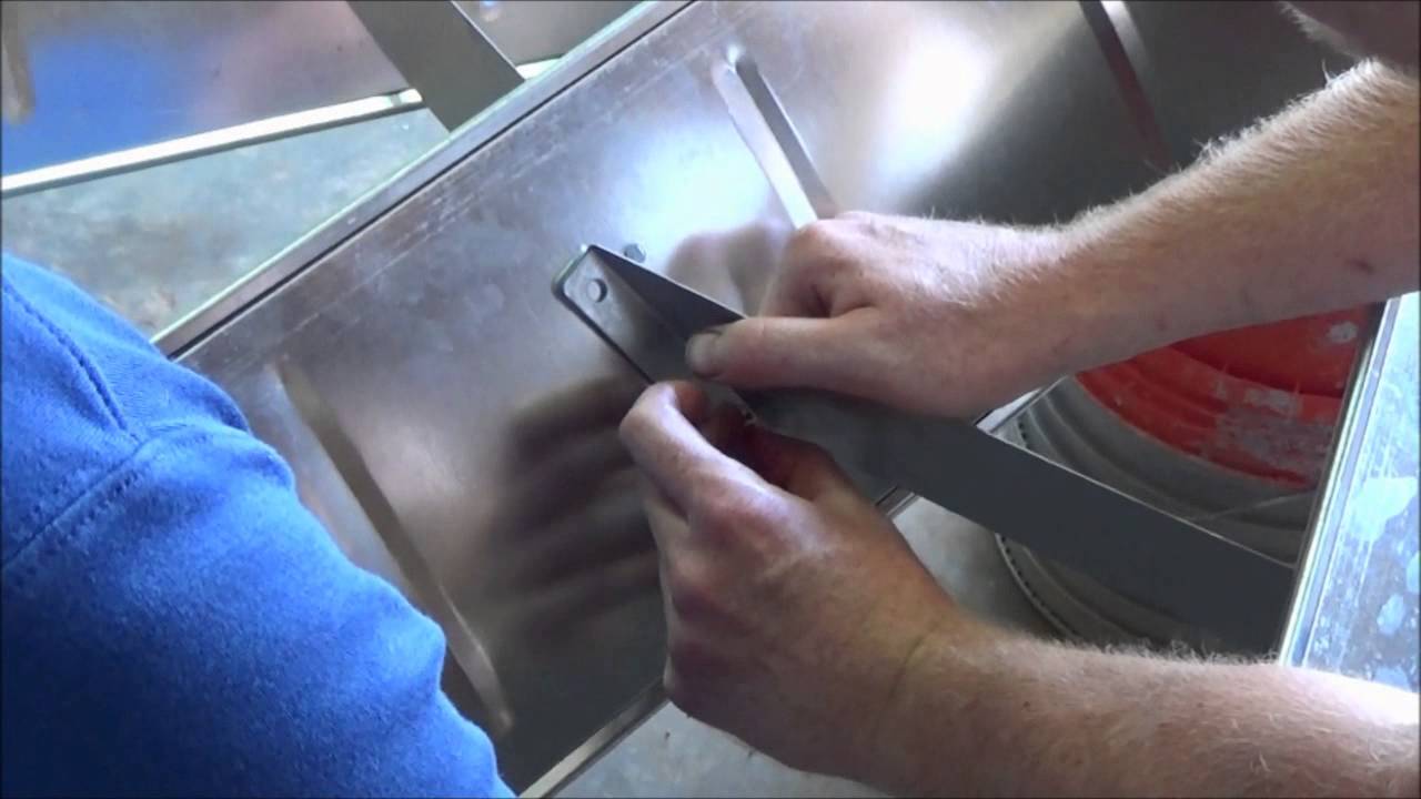 How to assemble a Windmill Head - YouTube