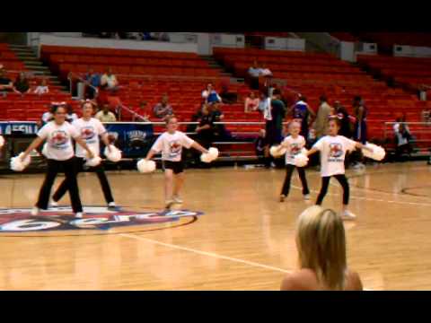 Kamry & Kinsey Dance Routine