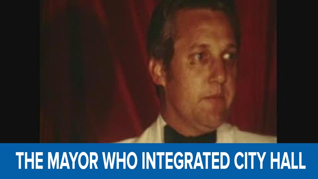 Remembering former Mayor Moon Landrieu - YouTube