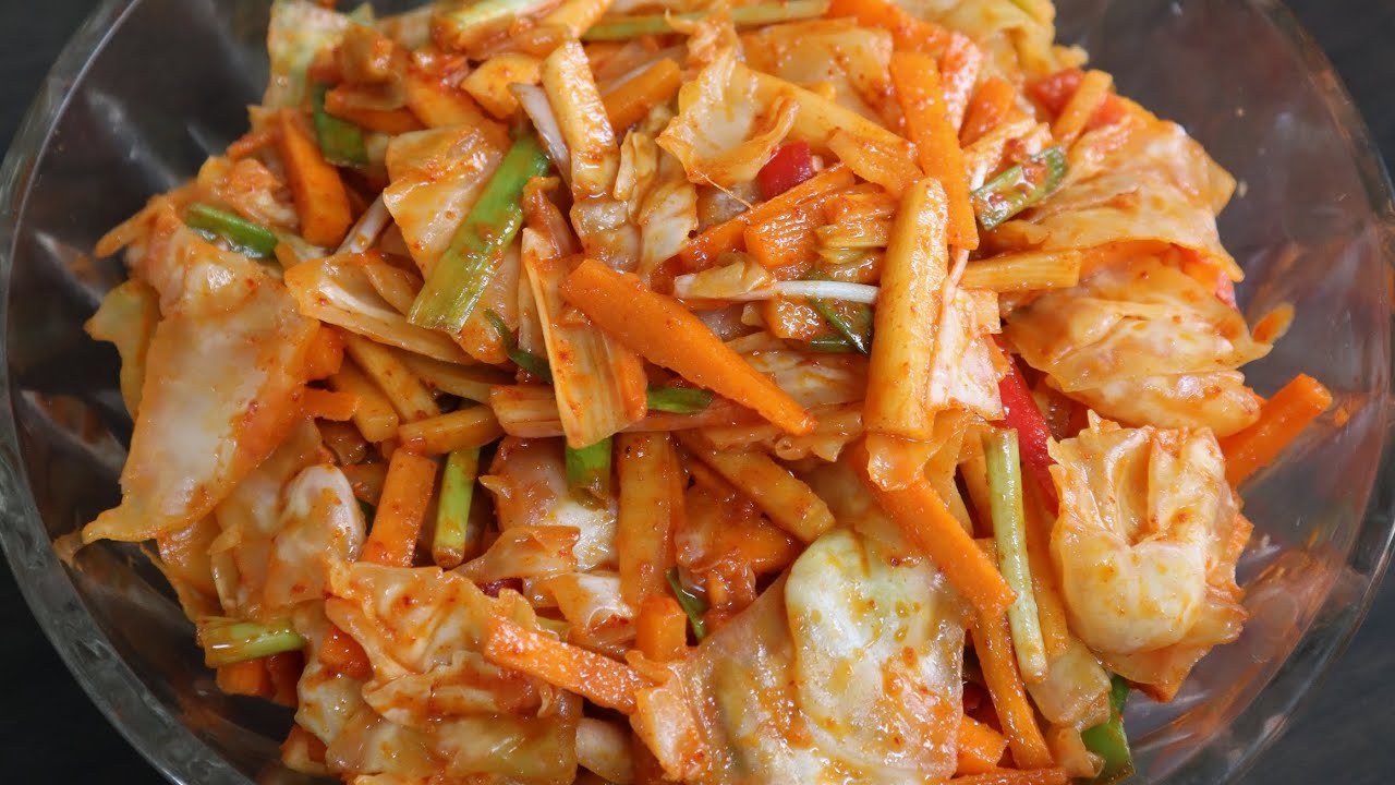 Kimchi Recipe | Korean wala Instant Aachar | Indian Cabbage and spices Kimchi | - YouTube