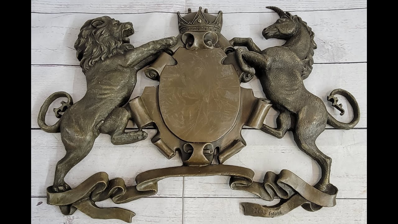 Royal Family Crest Coat of Arms Lion Unicorn Crown Shield Bronze Wall ...