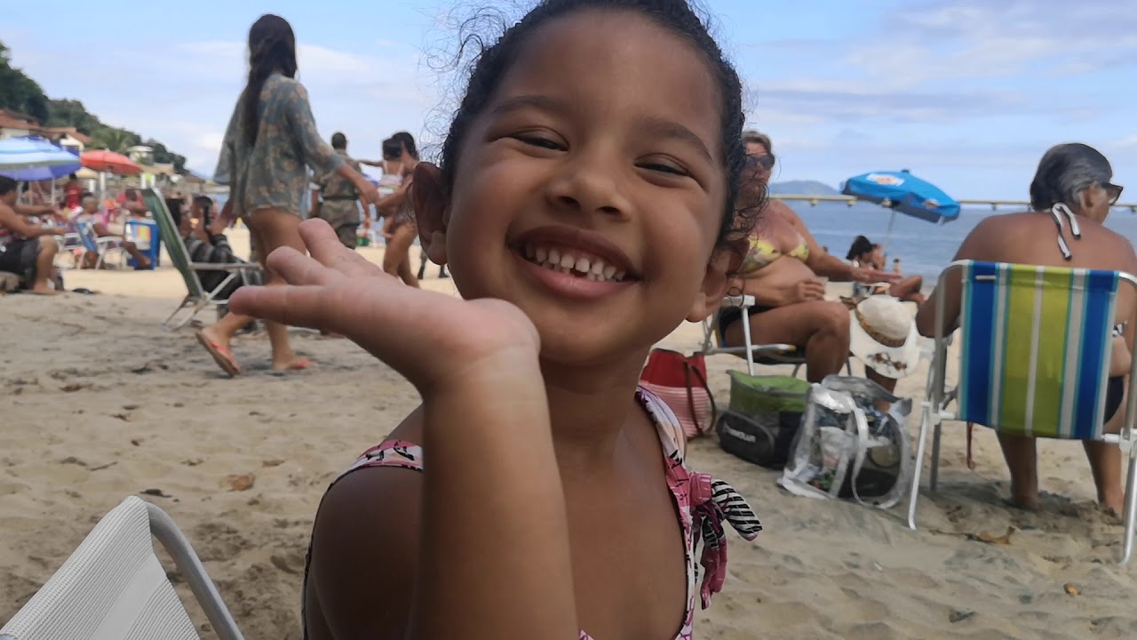 Curtindo uma praia - YouTube