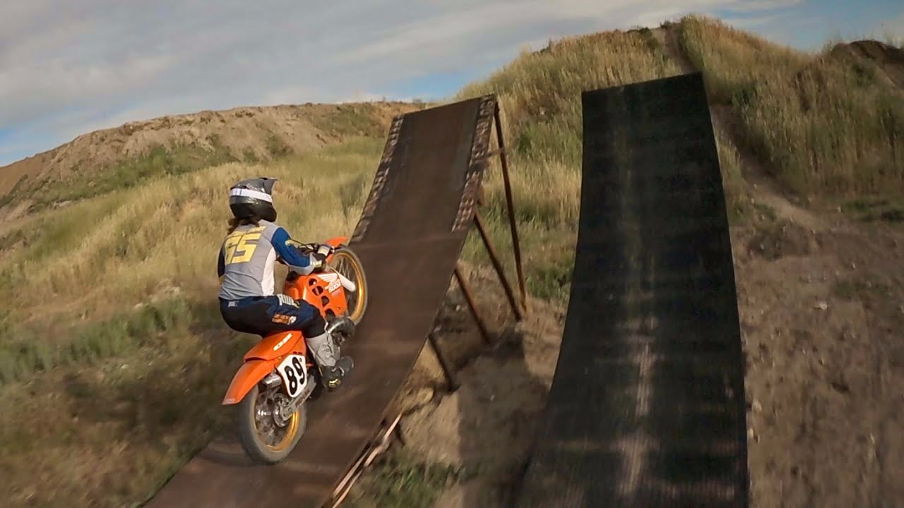 Vintage 1989 CR500 Hits Freestyle Ramp - YouTube