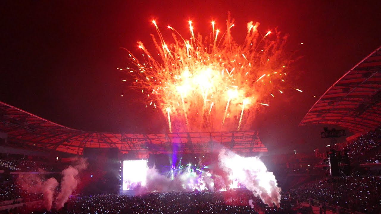 Twenty One Pilots Trees Finale Live & Fireworks The Clancy Tour Breach ...