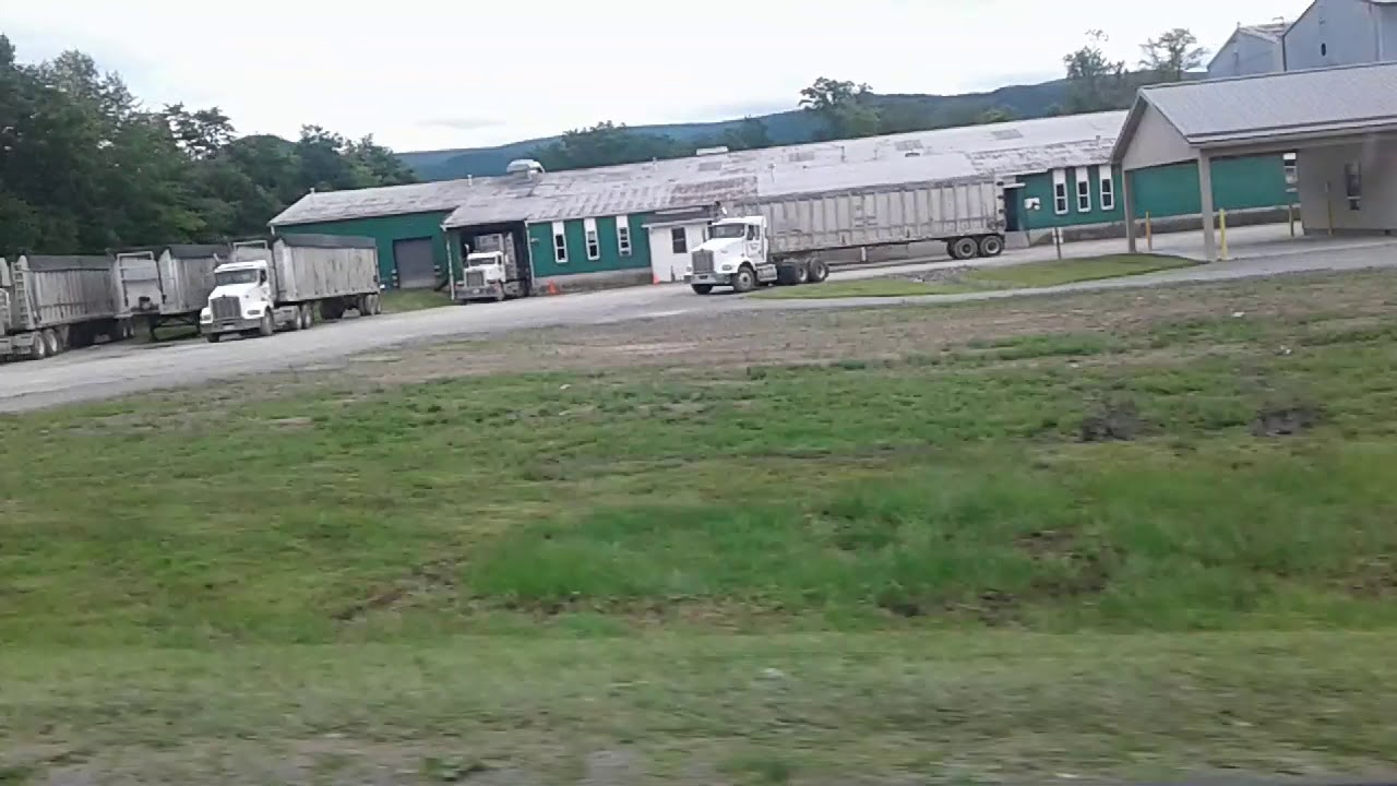 Abandoned RR crossing in Dailey, WV - YouTube