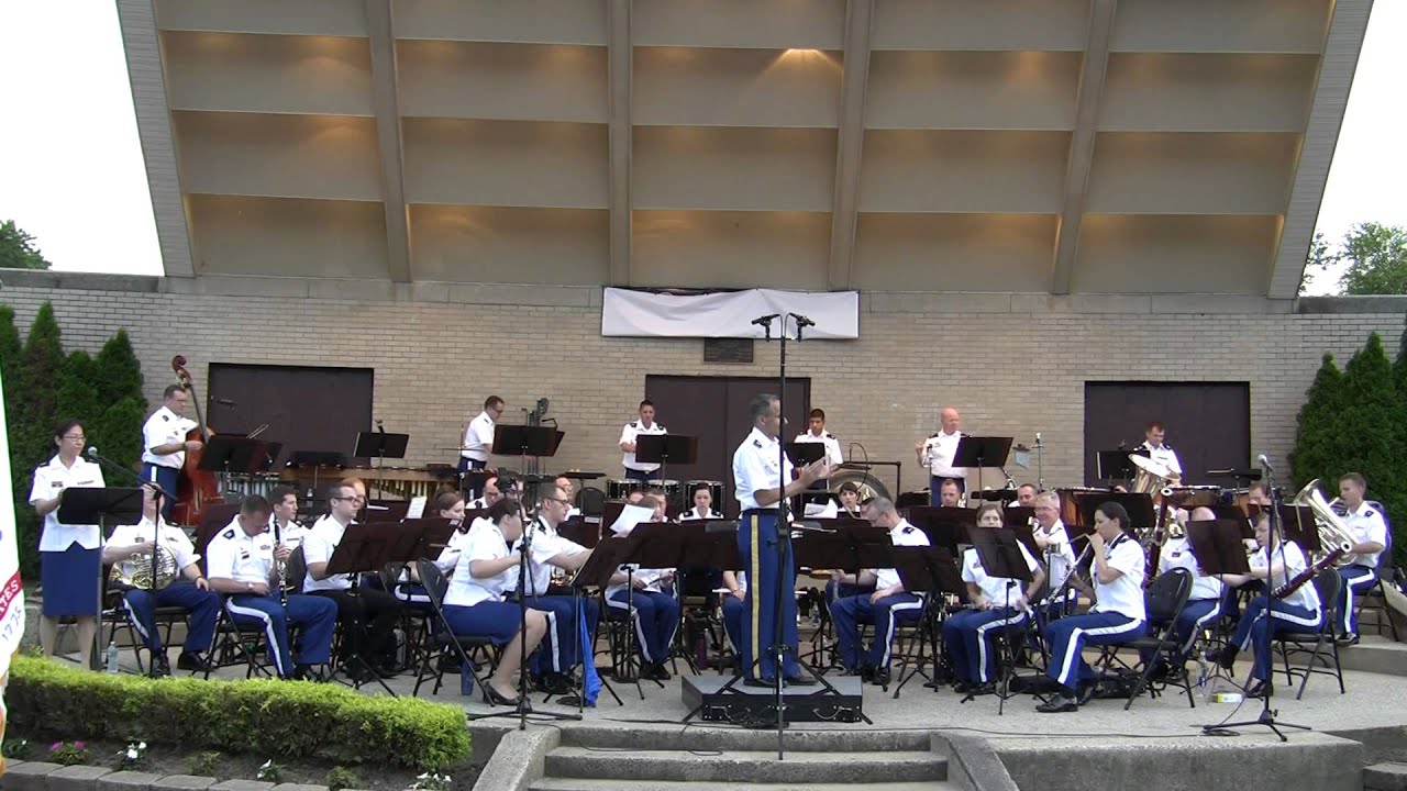 West Point Band opening and National Anthem - YouTube