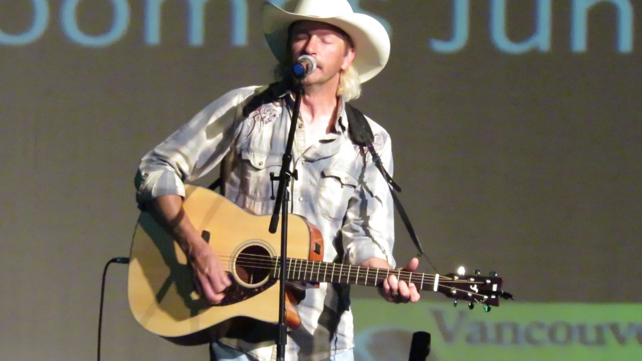 Aaron Halliday - Shattered Dreams & Broken Hearts - VITF 2017 - YouTube