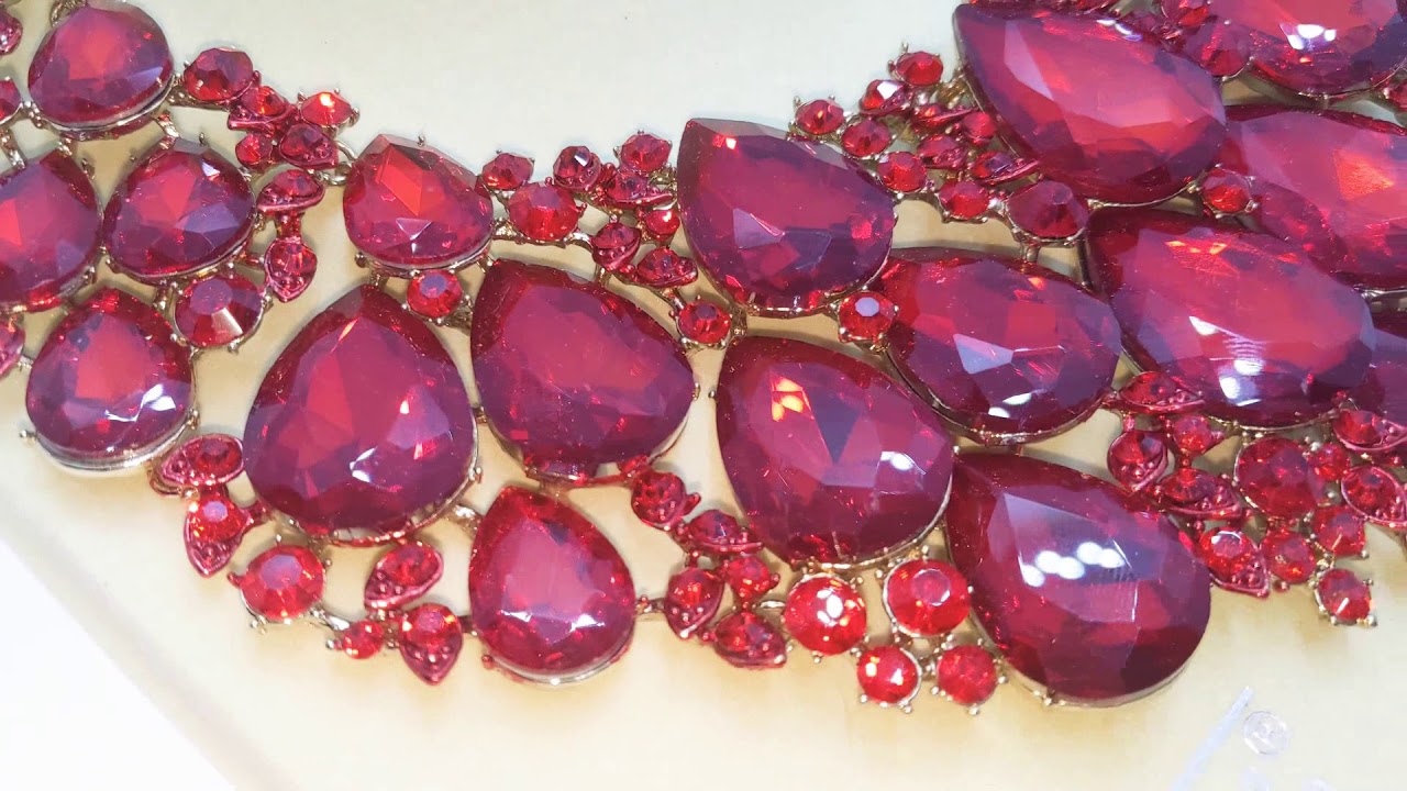 RED ELEGANT FABULOUS FIERCE CRYSTALS STATEMENT NECKLACE EARRINGS ...
