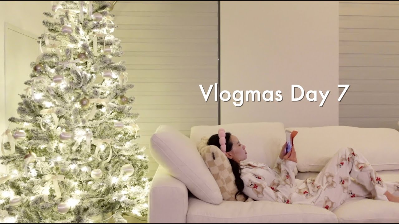 Vlogmas Day 7 | Friendsmas Dinner Party Prep, Grocery Run, Daily ...