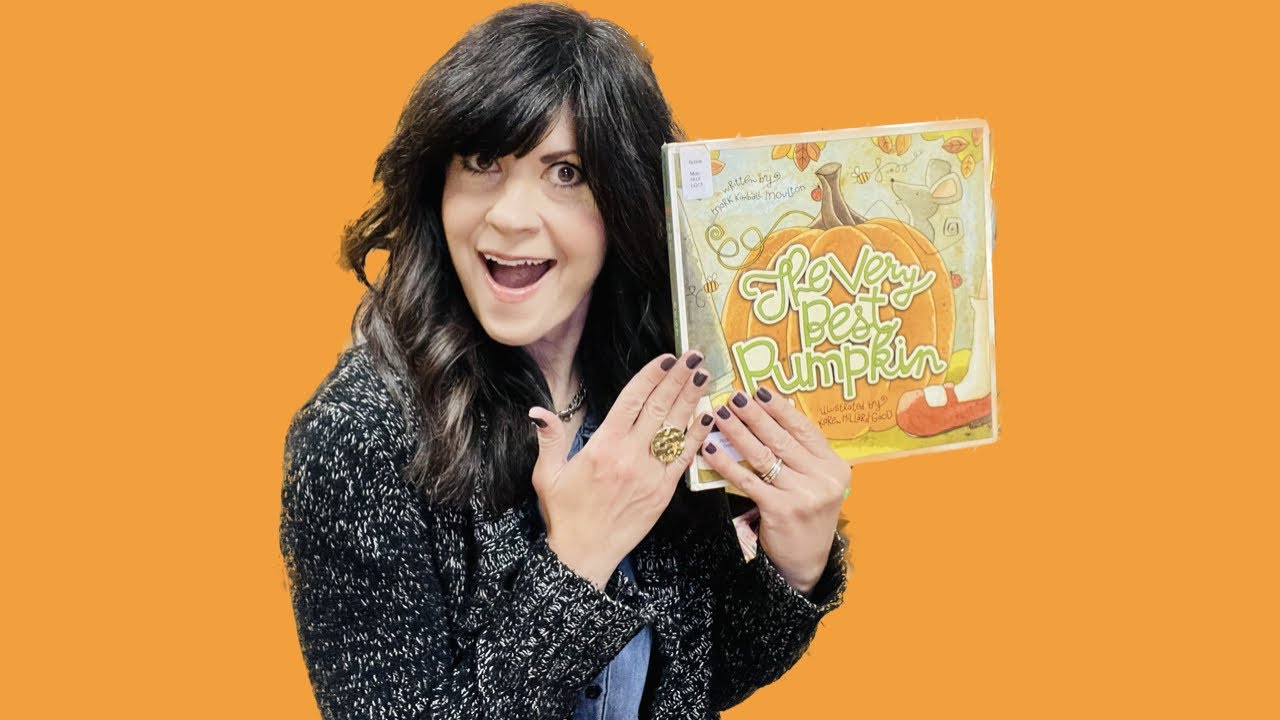 Ta-da! AuntE reads The Very Best Pumpkin by Mark Moulton - YouTube