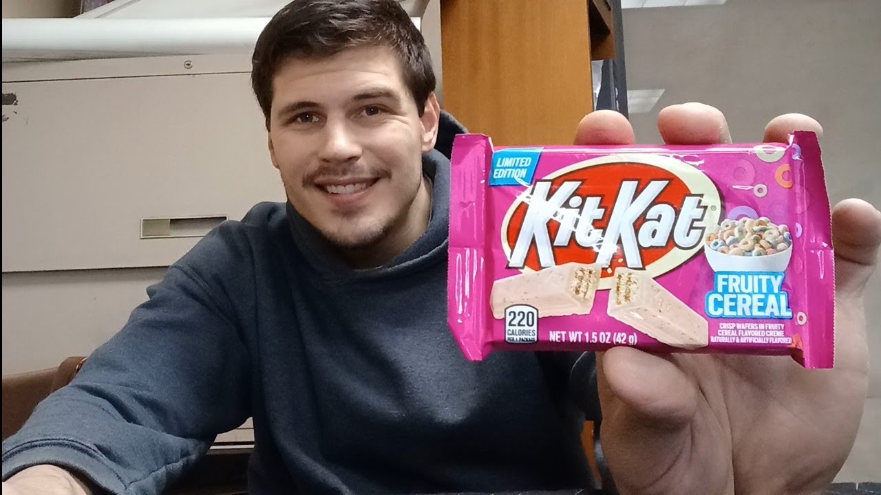 Kit-Kat Fruity Cereal Bar RARE & DISCONTINUED - YouTube