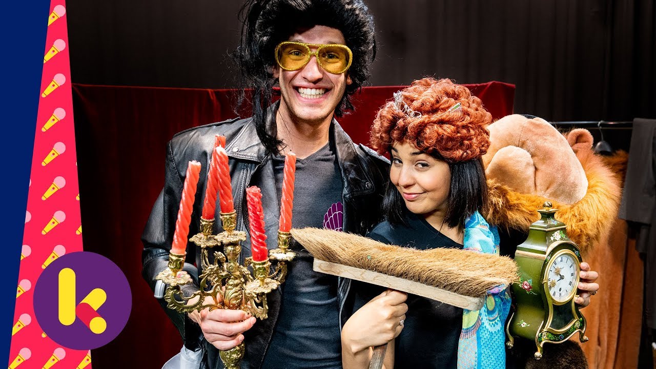 Wow, Sarah en Michiel zingen 12 musicals in 2 minuten! - YouTube